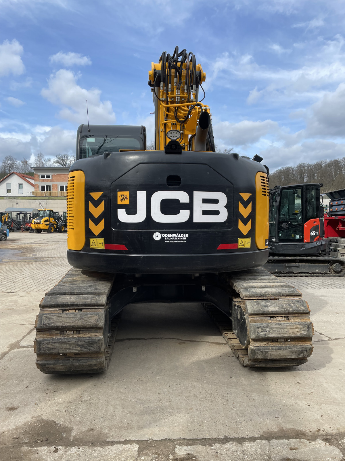 Kettenbagger JCB JZ140LC - Mit Gummipads gebraucht kaufen - MachineryPortal