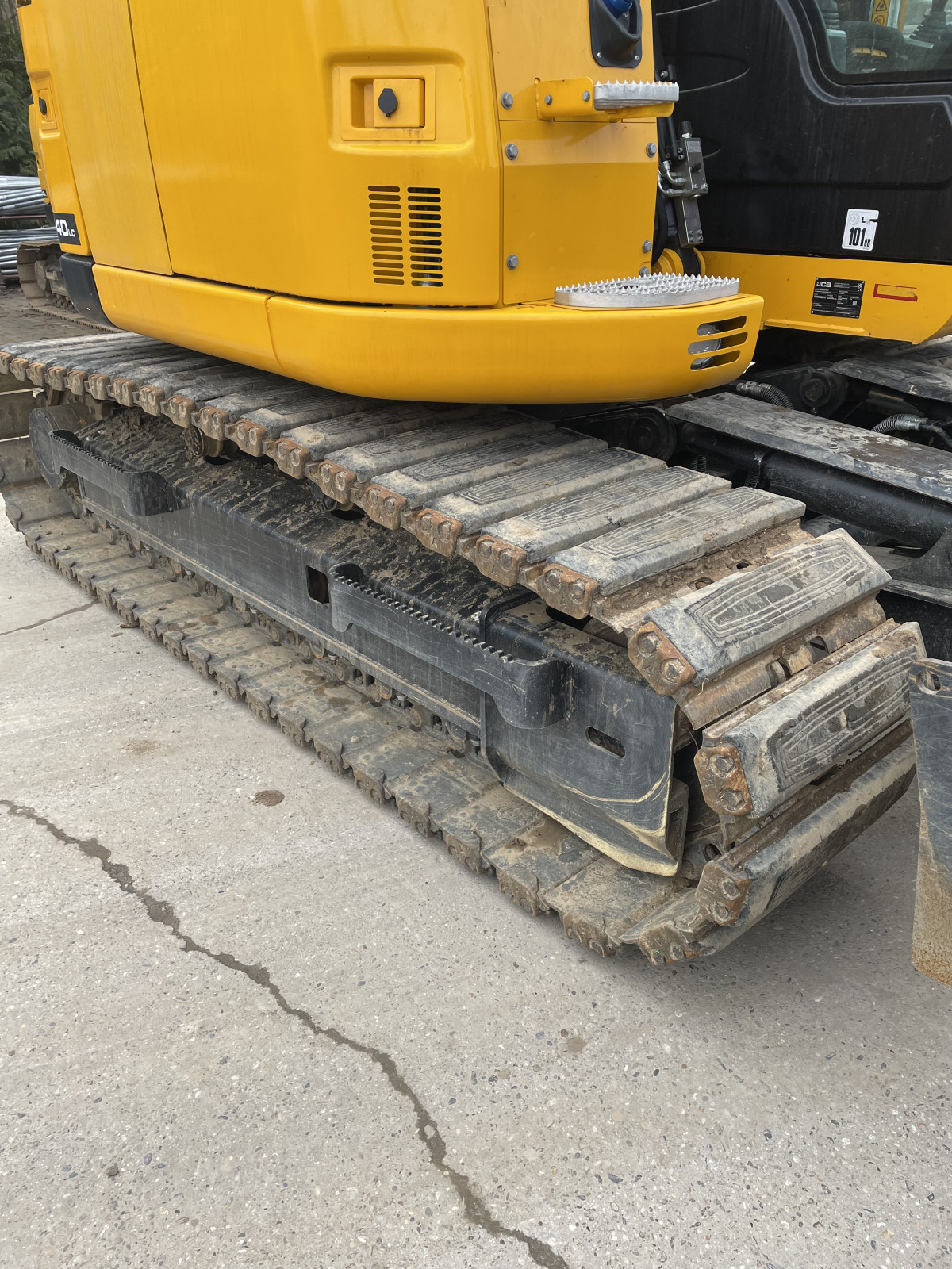 Kettenbagger JCB JZ140LC - Mit Gummipads gebraucht kaufen - MachineryPortal